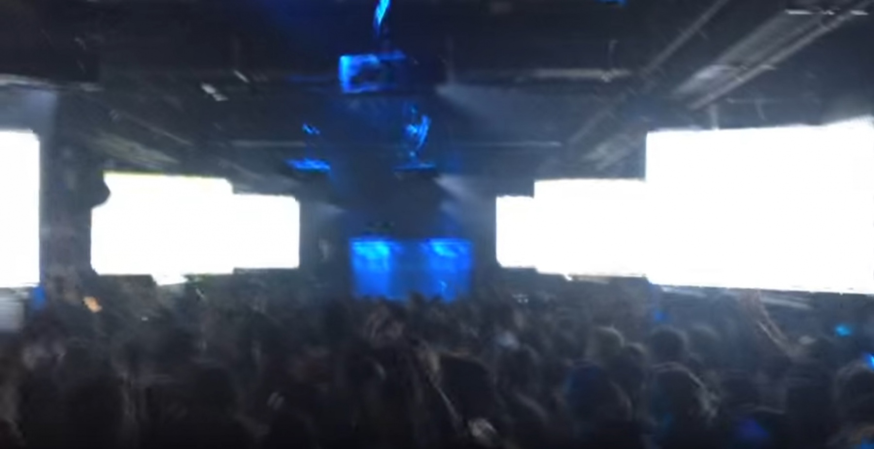 JULIEN NESME – créateur vidéo danse théâtre and other